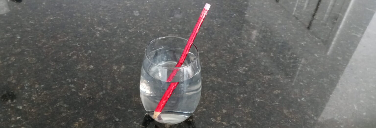 La Refracción y Ley de Snell - Física en Línea